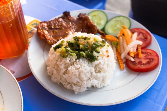 Com Tam - Vietnam’s Beloved Broken Rice - Somi’s Kitchen